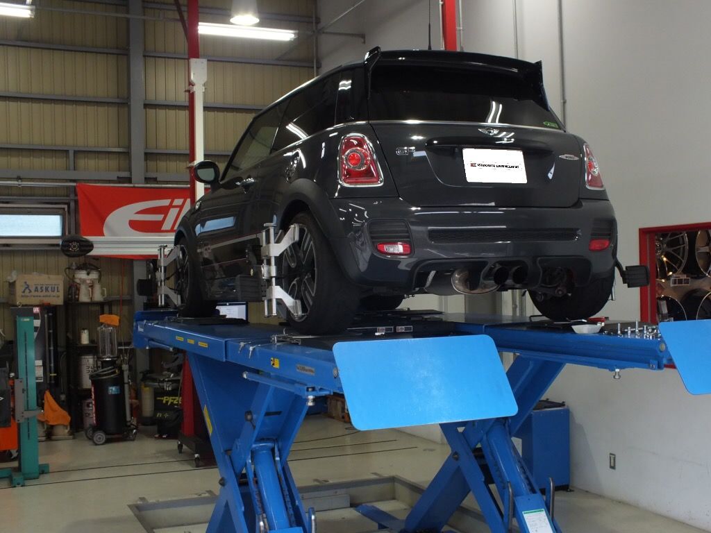 イシカワエンジニアリング スタッフブログ:MINI R56 GP × OHLINS 車高調整式サスペンション