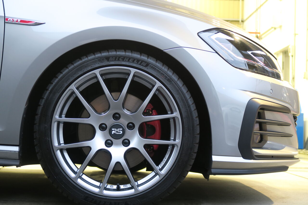 イシカワエンジニアリング スタッフブログ:VW GOLF7.5 GTI × NEUSPEED RSe12 + iSWEEP Wheel Spacer