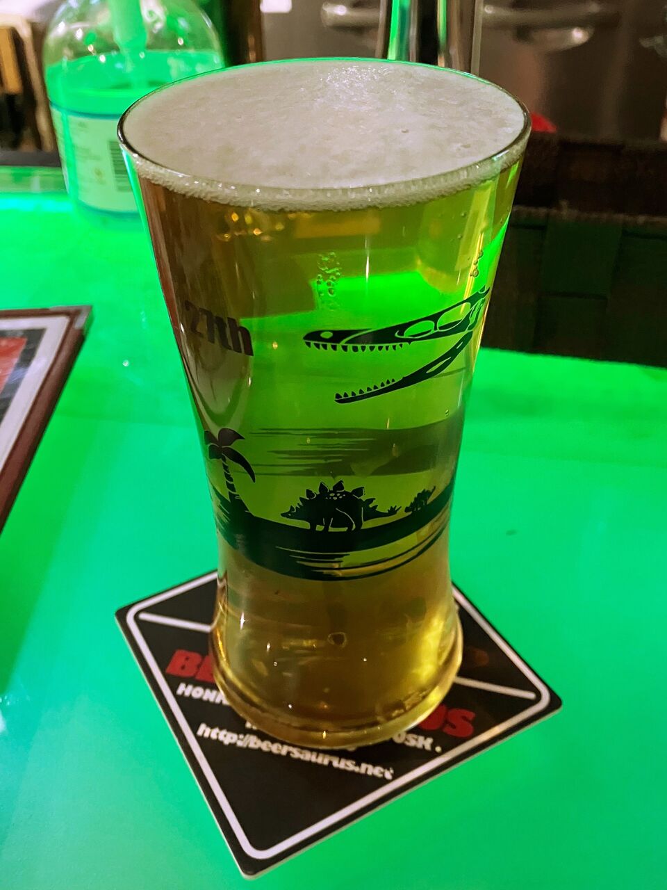 池袋「BEER SAURUS（ビアザウルス） 池袋店」のハンバーグを食す : 池袋のハンバーグ、全店で食す 200軒以上池袋ハンバーグ食べ歩きの記録