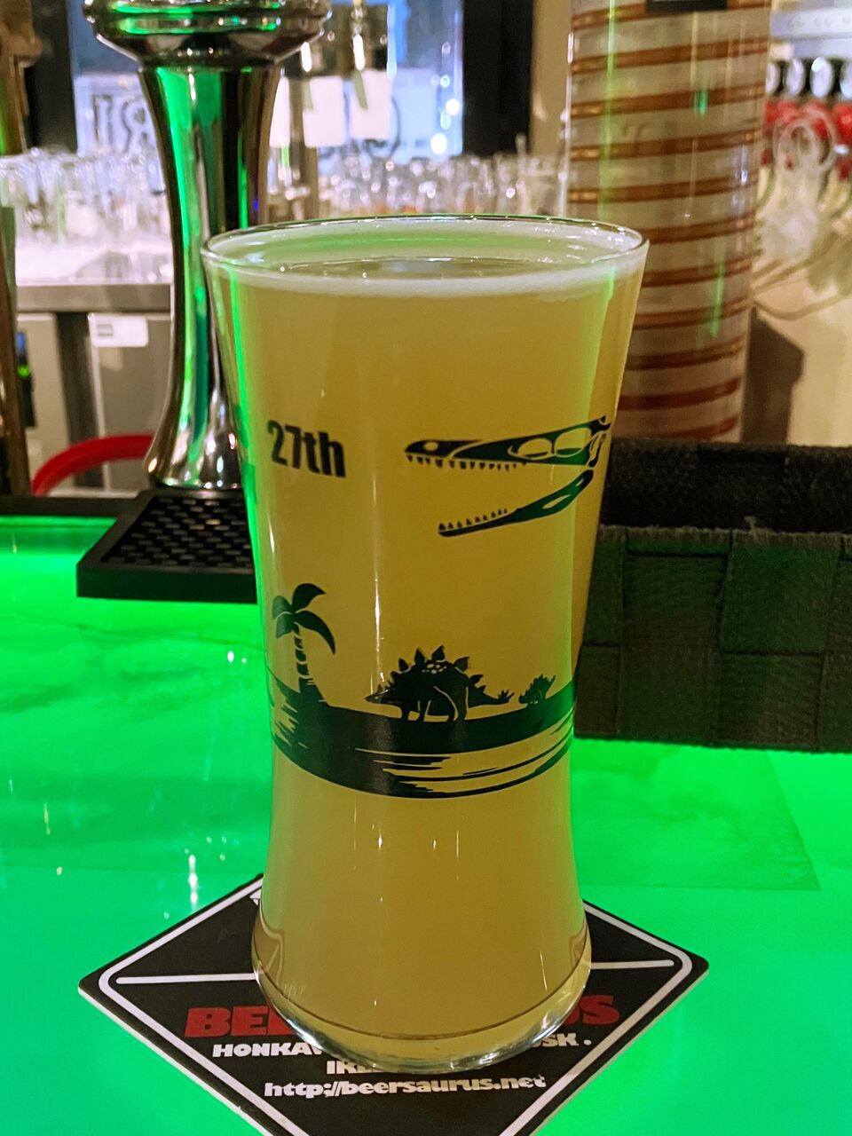 池袋「BEER SAURUS（ビアザウルス） 池袋店」のハンバーグを食す : 池袋のハンバーグ、全店で食す 200軒以上池袋ハンバーグ食べ歩きの記録