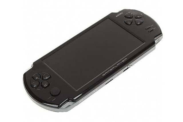 PSPソックリのAndroid端末が登場！レッドスター、携帯ゲーム機「JXD 5000」を販売へ - NewsNavi