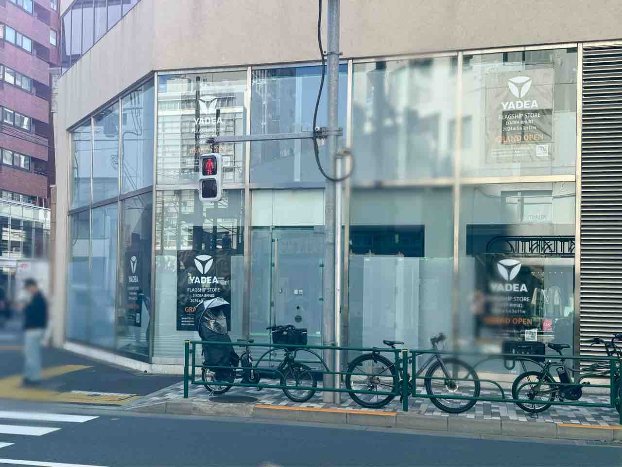 日本初の旗艦店！南青山に『YADEA 表参道（ヤディア）』なる電動二輪モビリティブランドがオープンするらしい。 : ミナトアイの港区通信 ...