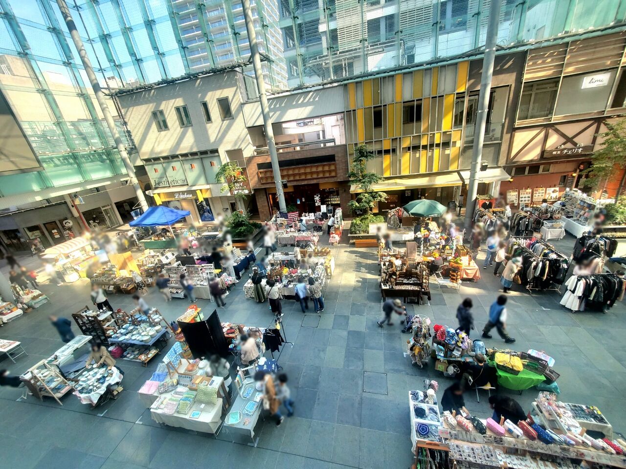 人気イベント開催！こだわりのショップ多数参加！総曲輪『グランドプラザ』がフランス風蚤の市に大変身！『CoCo Marche.31（ココマルシェ ...