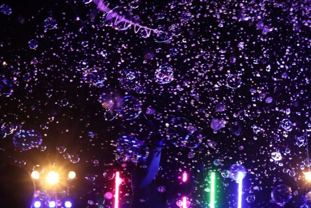 シャボン玉が音と光で幻想的に？！『万代島多目的広場 大かま』で『THE NIGHT BUBBLE-Sparkle-』開催！12月28日、29日 ...