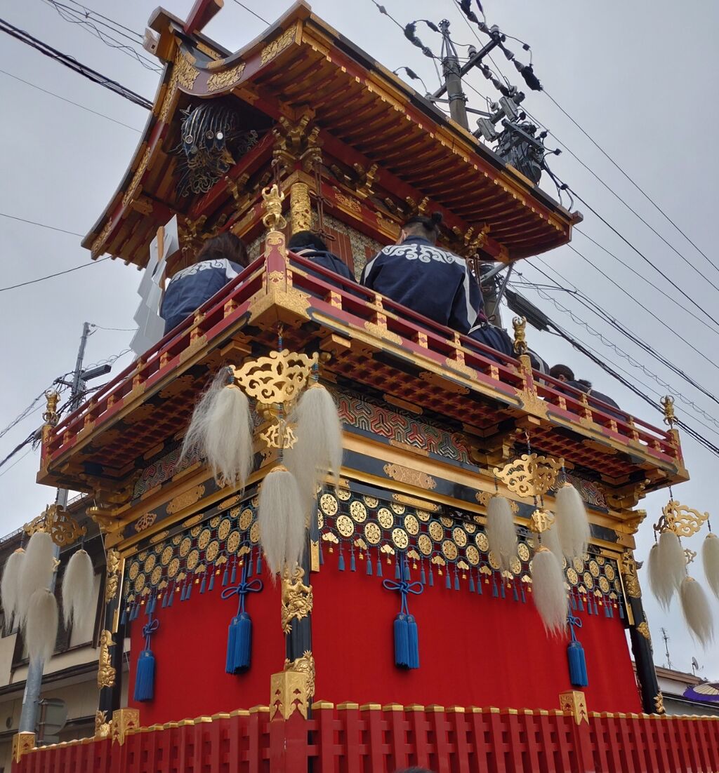 山城工芸の朝市ブログ : 秋の高山祭り