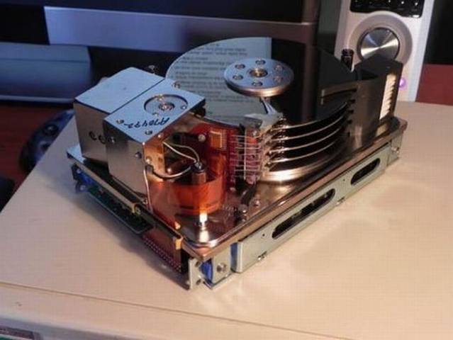 1985年のHDD HP7945A 【55MB】 : コペピペポ 海外ニュースとか
