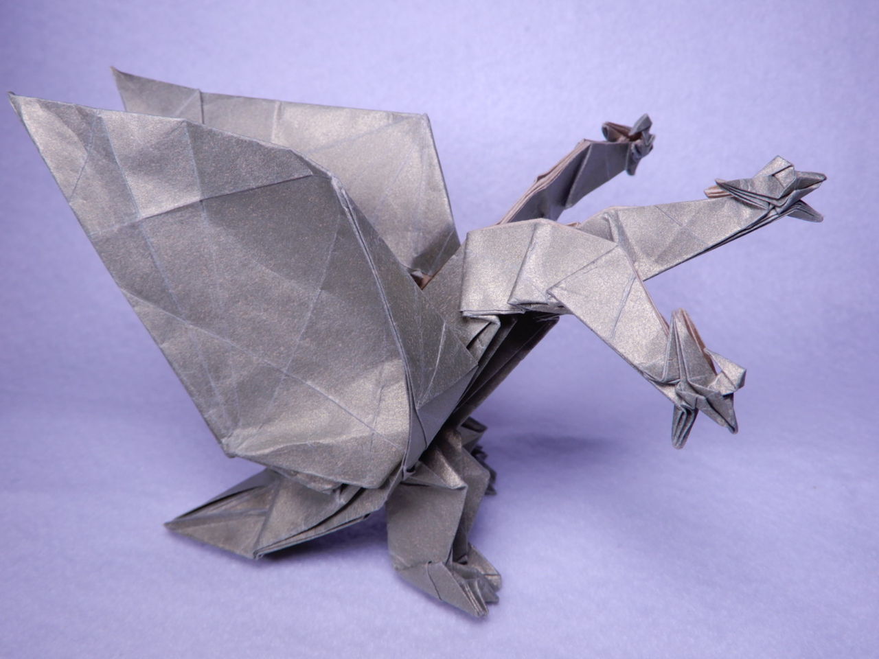King Ghidorah vs. Godzilla : The Music of Origami