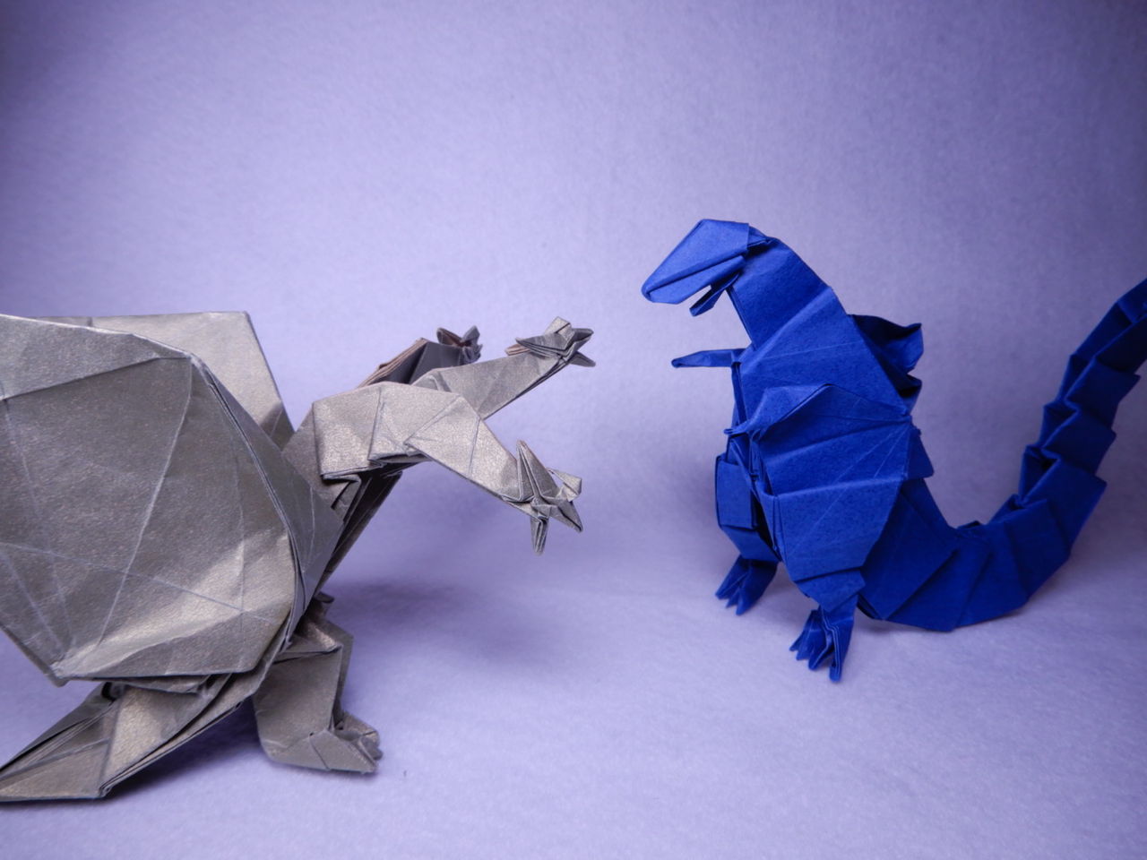 King Ghidorah vs. Godzilla : The Music of Origami
