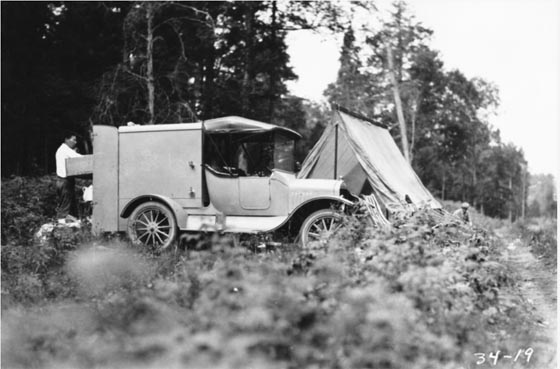 ★Henry Ford’s pickup camper — the first RV : ポルシェ旅行記 (livedoor)