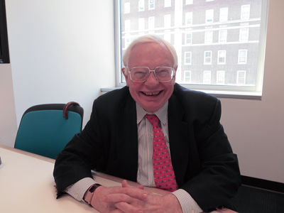 情強新聞 : 【国内】「日本人よ もっと外の世界へ飛び出せ」米国の日本経済研究第一人者ヒュー・パトリック名誉教授