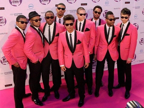 好きです、薄い本 : ブルーノ・マーズのバンド The Hooligans Bruno Marz