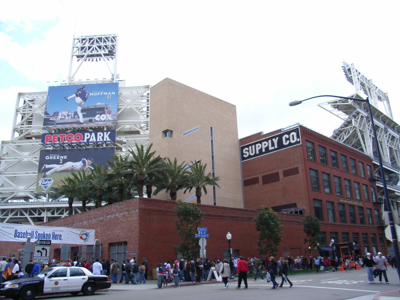 I LIVE FOR THIS by "j"eter : 寒い＠ペトコパークデシタ