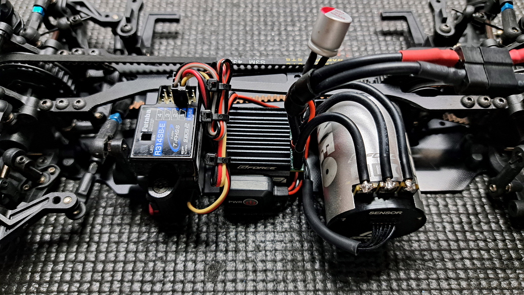 3RACING「M4」修理完了～ : プラドの趣味の備忘録