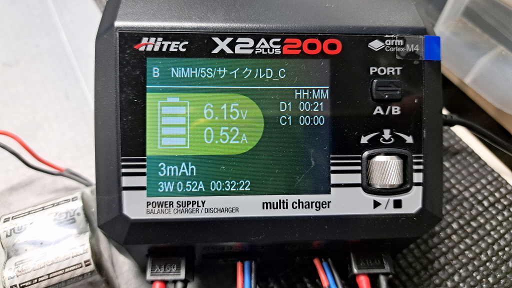 「ハイテック Multi Charger X2 AC PLUS 200」で色々充電してみた : プラドの趣味の備忘録