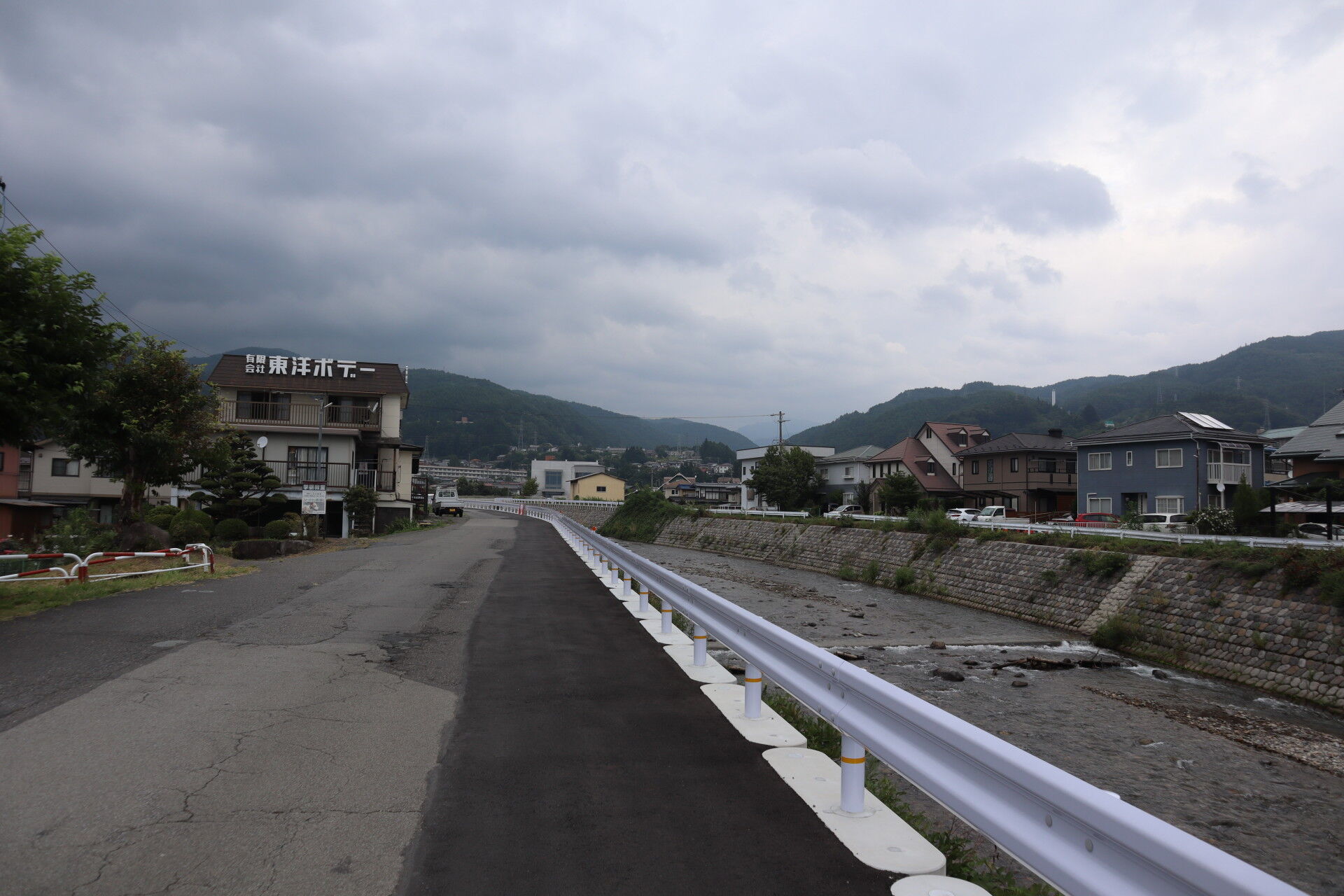 信州花火夏旅行3 諏訪大社春宮・万治の石仏 : 休日自衛隊ライブドア基地 JHSDF livedoor base