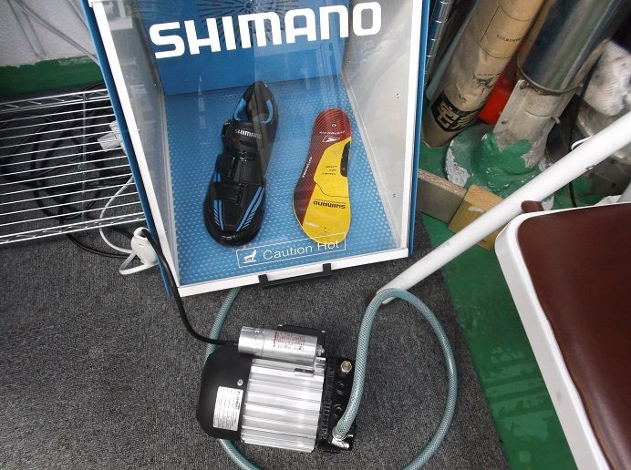 都心へロードバイク通勤！ジテ通ハウス | お知らせ | 好評 R-320 ｶｽﾀﾑﾌｨｯﾄｼｭｰｽﾞ 5人集まれば1人はタダ！