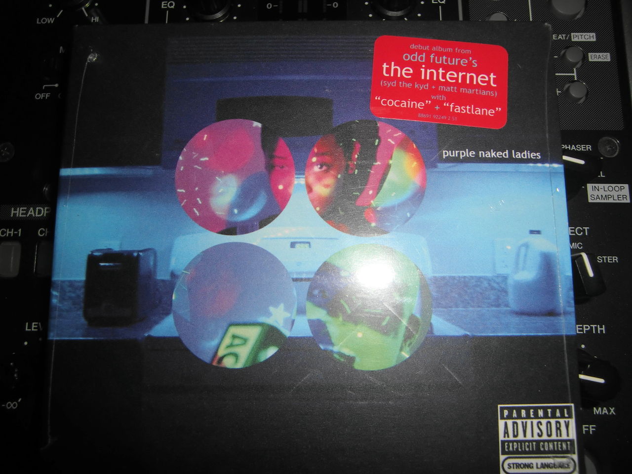 The Internet/Purple Naked Ladies (Album Review) : Flavor Of R&B / HIPHOP
