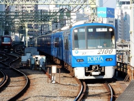 京急本線 2100形2157F : とんとん列車2