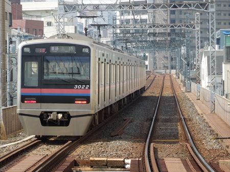 京成本線 3000形3022F : とんとん列車2