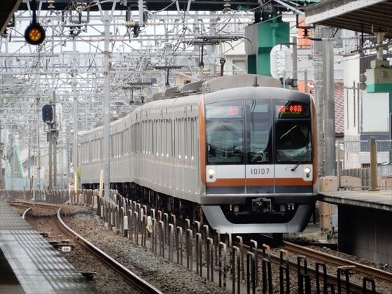 東上線 メトロ10000系 10107F : とんとん列車2