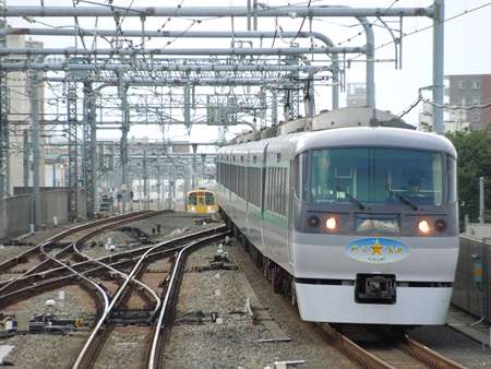 池袋線 10000系10107F : とんとん列車2