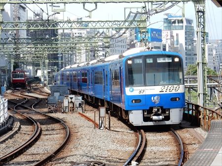 京急本線 2100形2157F : とんとん列車2