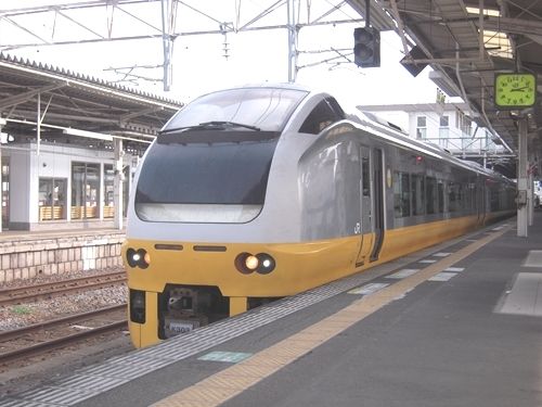 常磐線 E653系 イエローK303 : とんとん列車2