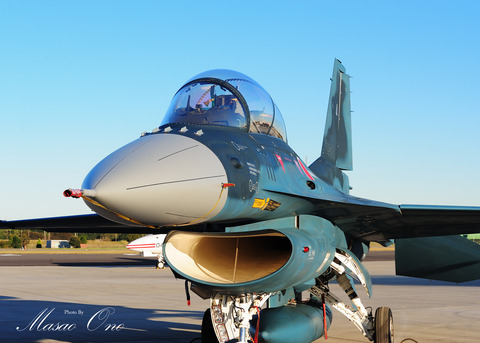 入間基地のF-2B : MODEL BOX