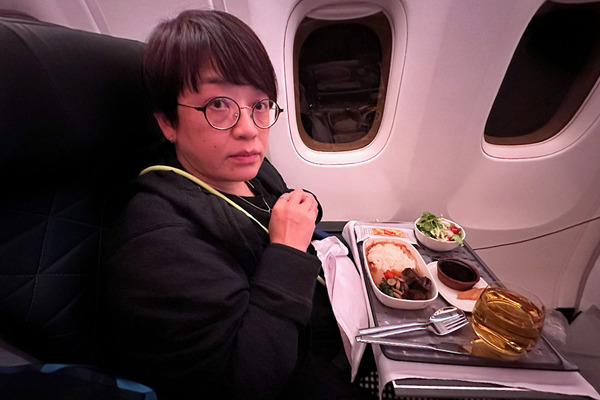 デルタ航空の羽田 - ホノルル DL180便、DL181便プレミアムエコノミーの機内食はこんな感じなのでした・・・。復路のメニューを追加しまし ...
