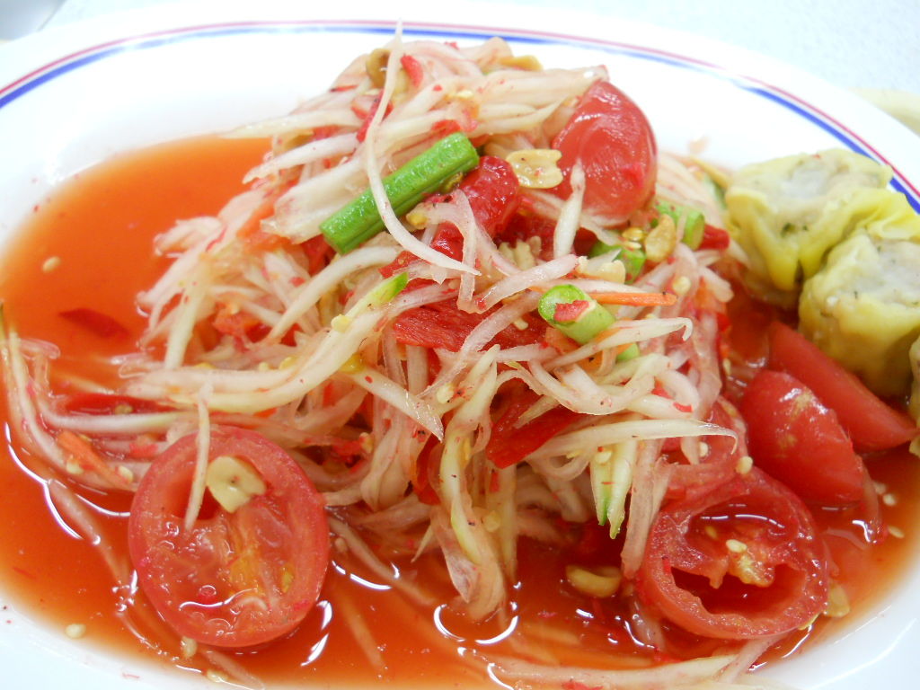 ずぶぬれソンクラン③ ロータスがあるじゃないか！ : 大将のバンコクがらくた人生