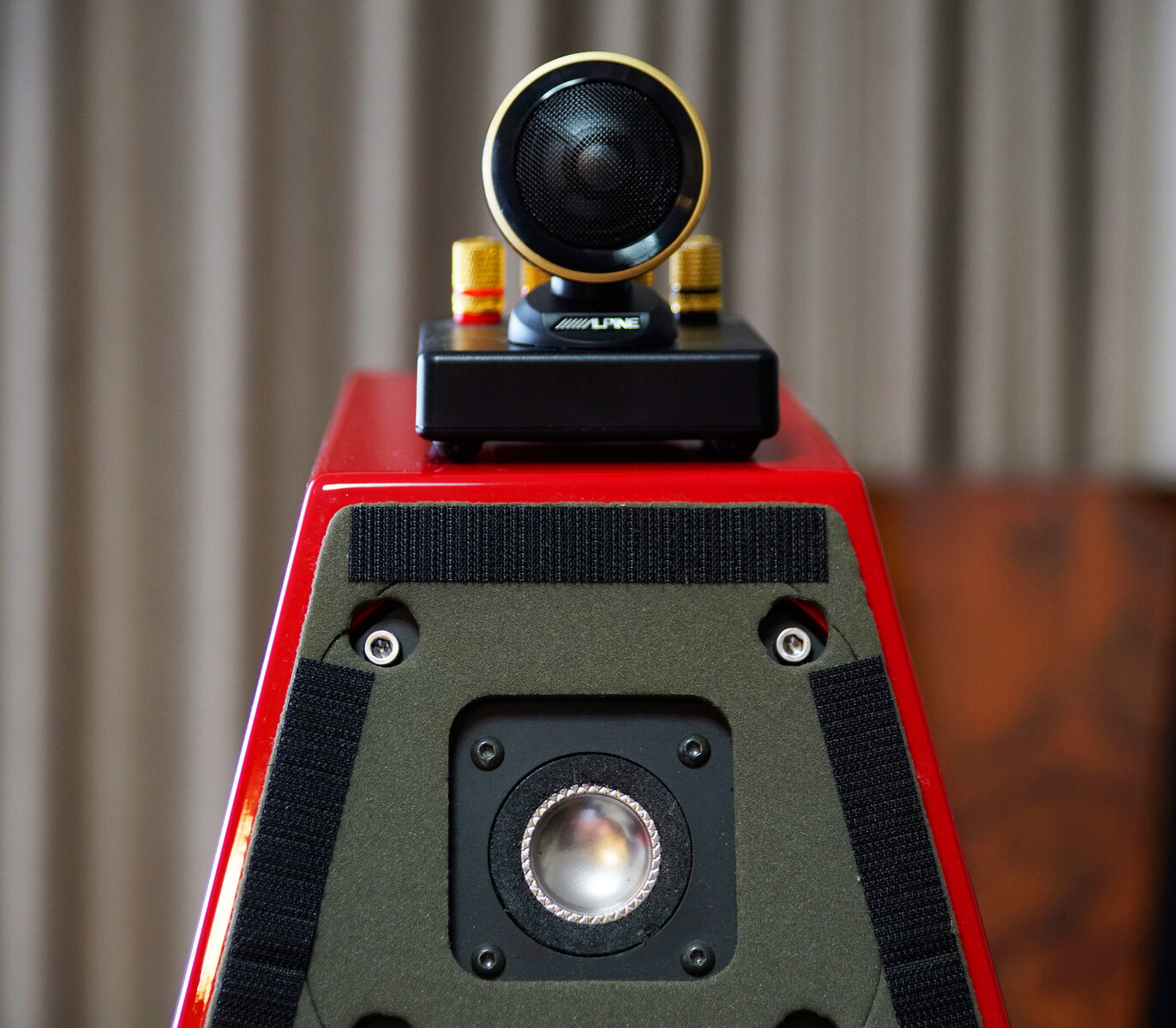 Wilson Audio System 7 vs Avalon Eidolon : On Age Audio