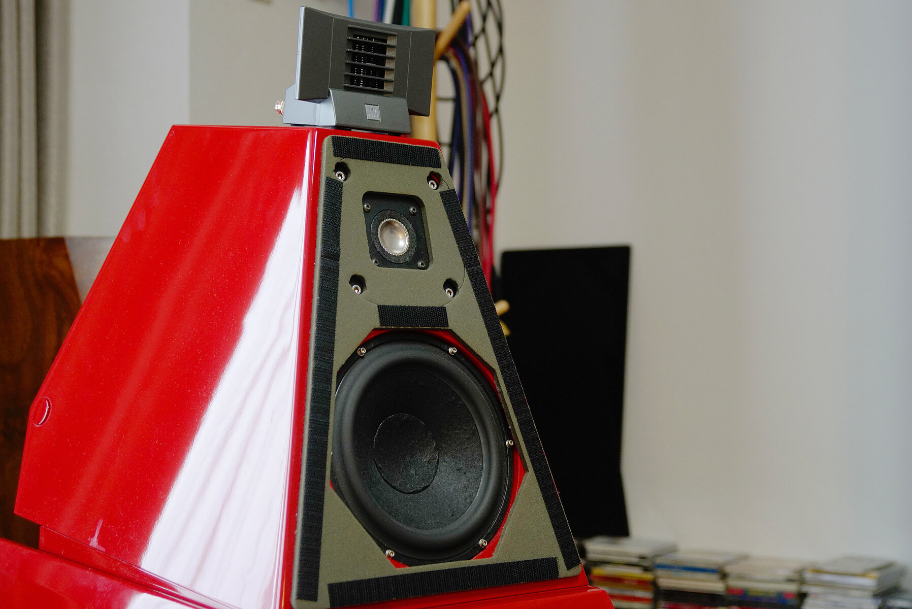 Wilson Audio System 7 vs Avalon Eidolon : On Age Audio