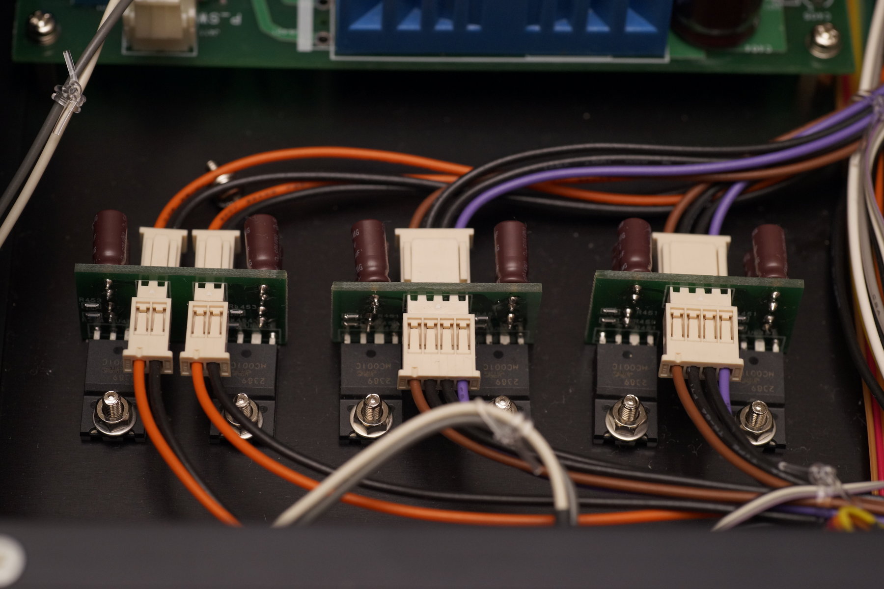 ESS9038pro × AIT DAC : On Age Audio