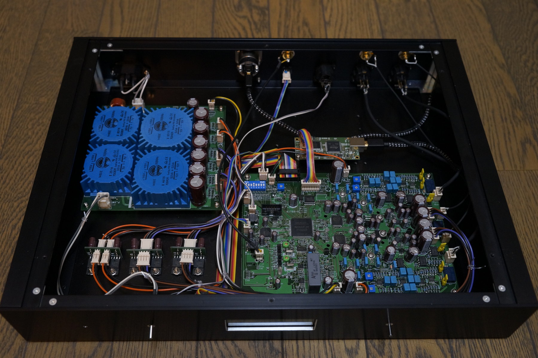 ESS9038pro × AIT DAC : On Age Audio