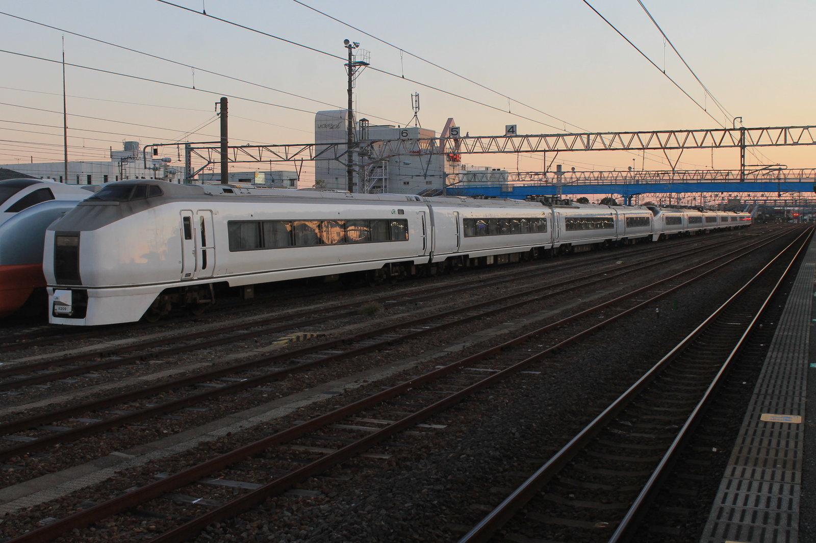 あらかわ交通ノート : 主なきその声～高萩駅にいる651系とE653系の現状を見る