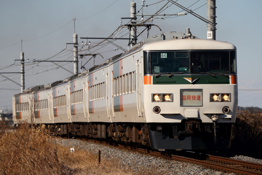 2015 成田臨 : 飛 鉄(HITETSU)