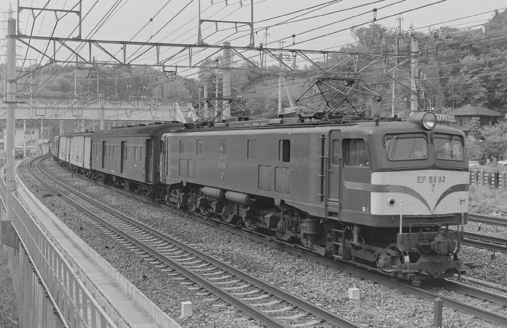 ゴハチの記録 EF58 93 : 飛 鉄(HITETSU)