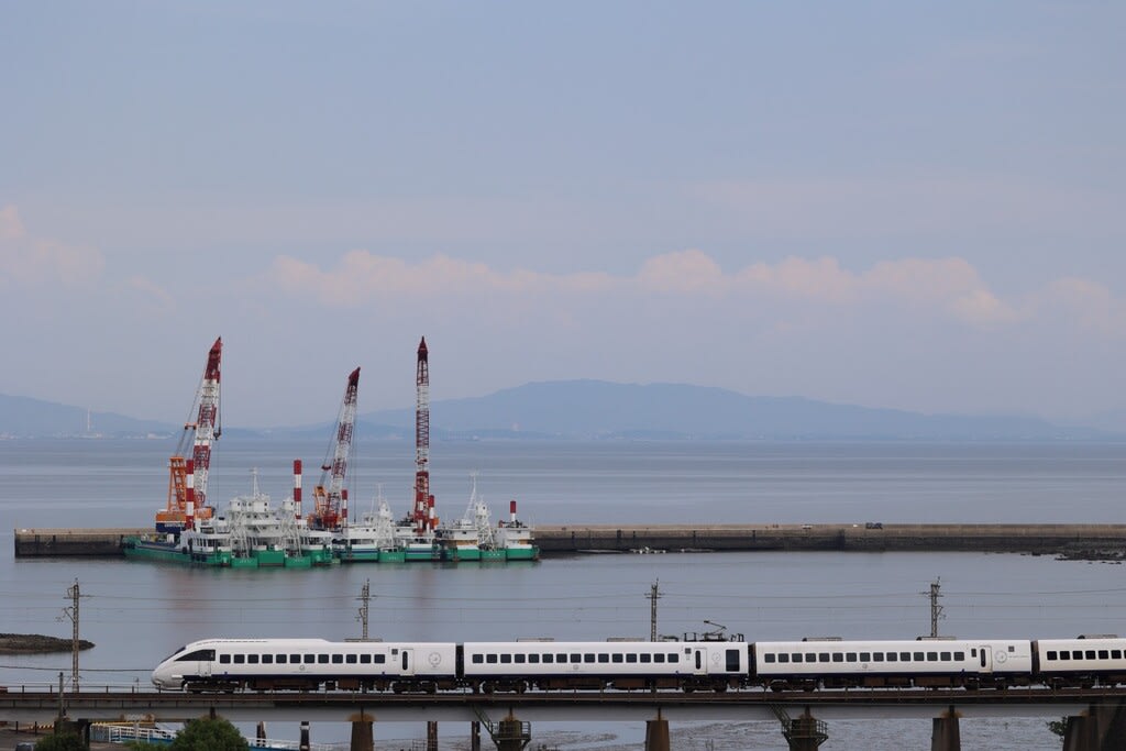 かもめが翔んだ Vol.7 : 飛 鉄(HITETSU)