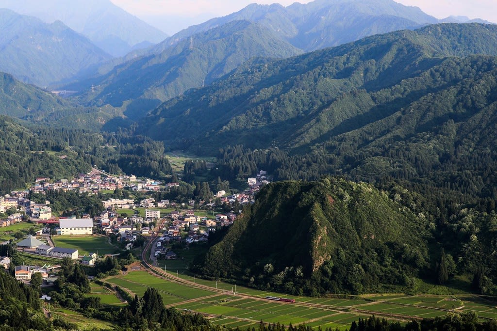 只見線 Vo.1 : 飛 鉄(HITETSU)