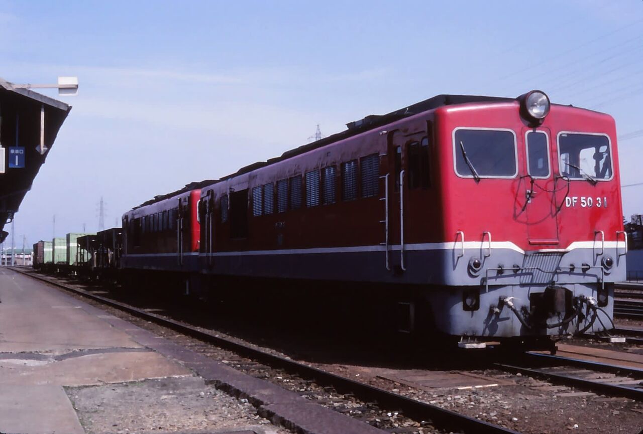 再び多度津に戻って : 飛 鉄(HITETSU)