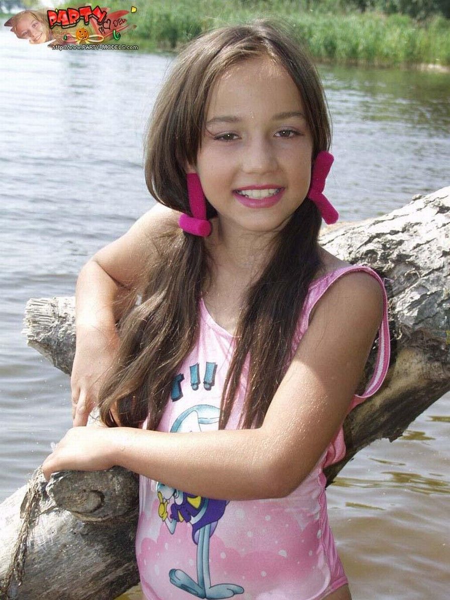 jsjc19 : われめちゃんにぴったりフィットの競泳水着