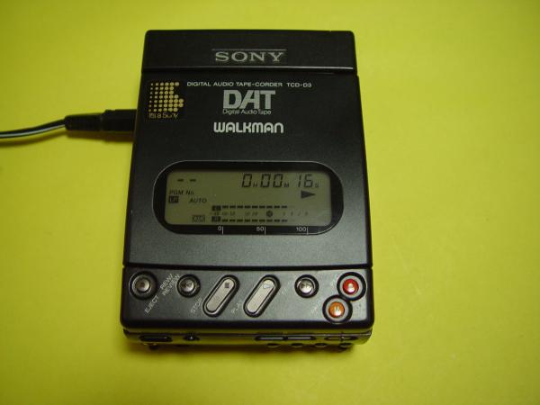 mobile-ThinkPad fan:SONYポータブルDAT TCD-D3ジャンク扱いを入手予定．．．