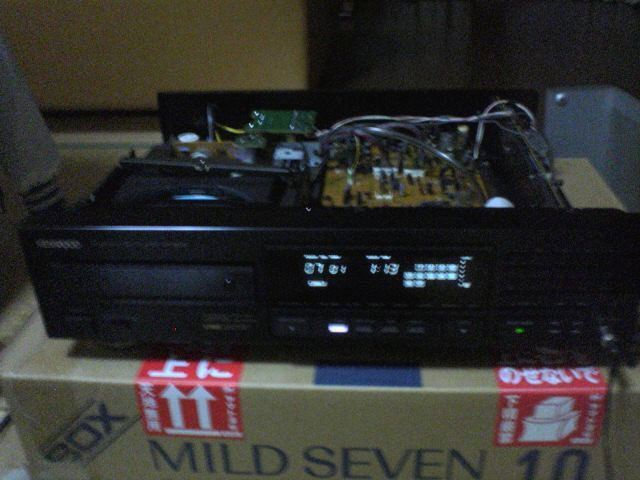 mobile-ThinkPad fan:KENWOOD DP-8010 CDプレーヤーが届きました．．．