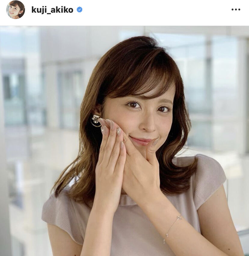 【衝撃】フジ・久慈暁子 同期・海老原優香とガチンコ「不仲暴露」 wwww w wwww : 女子アナステーション