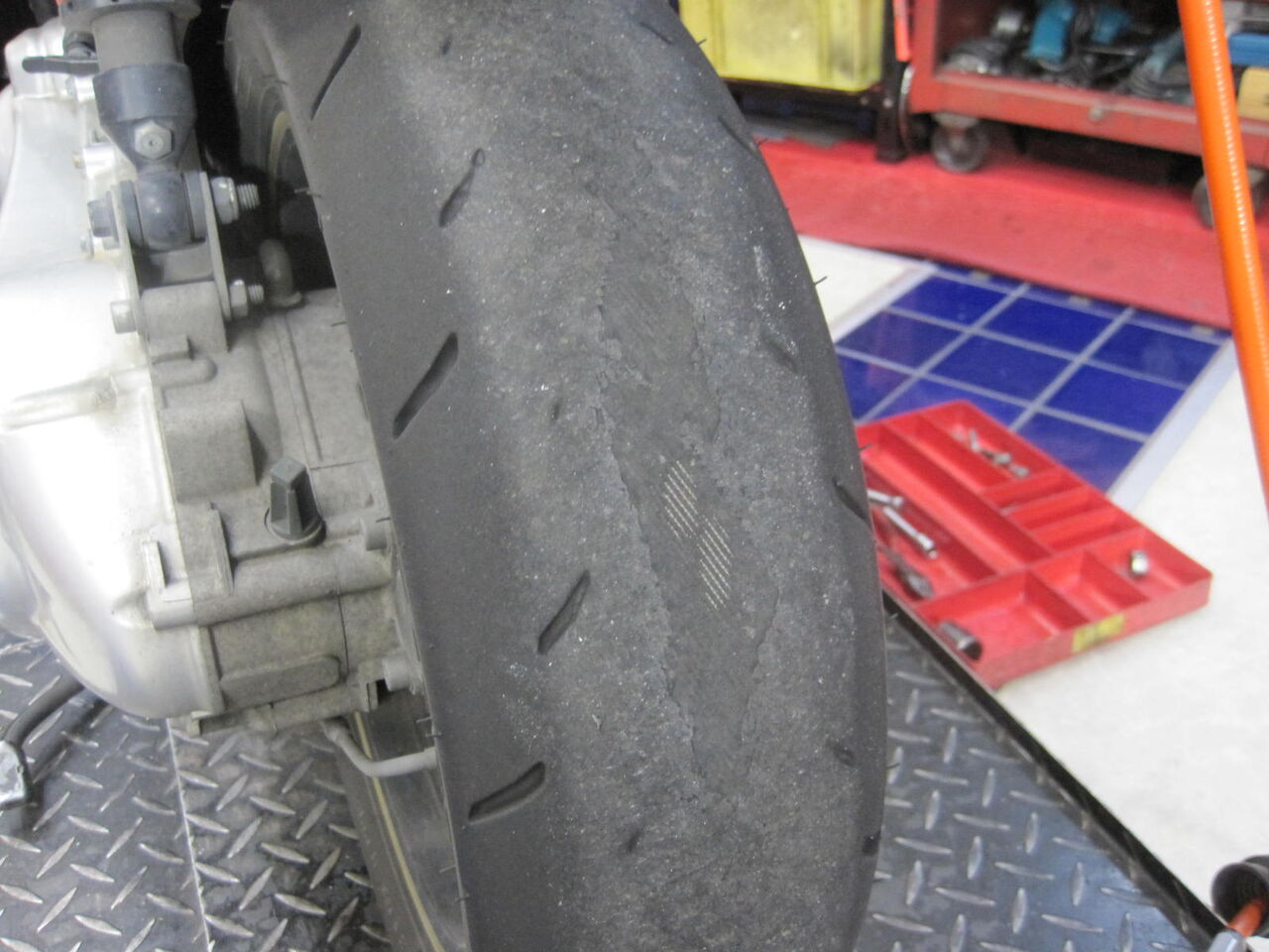 sogno vespa club:RUNNER ST218 メンテナンス！