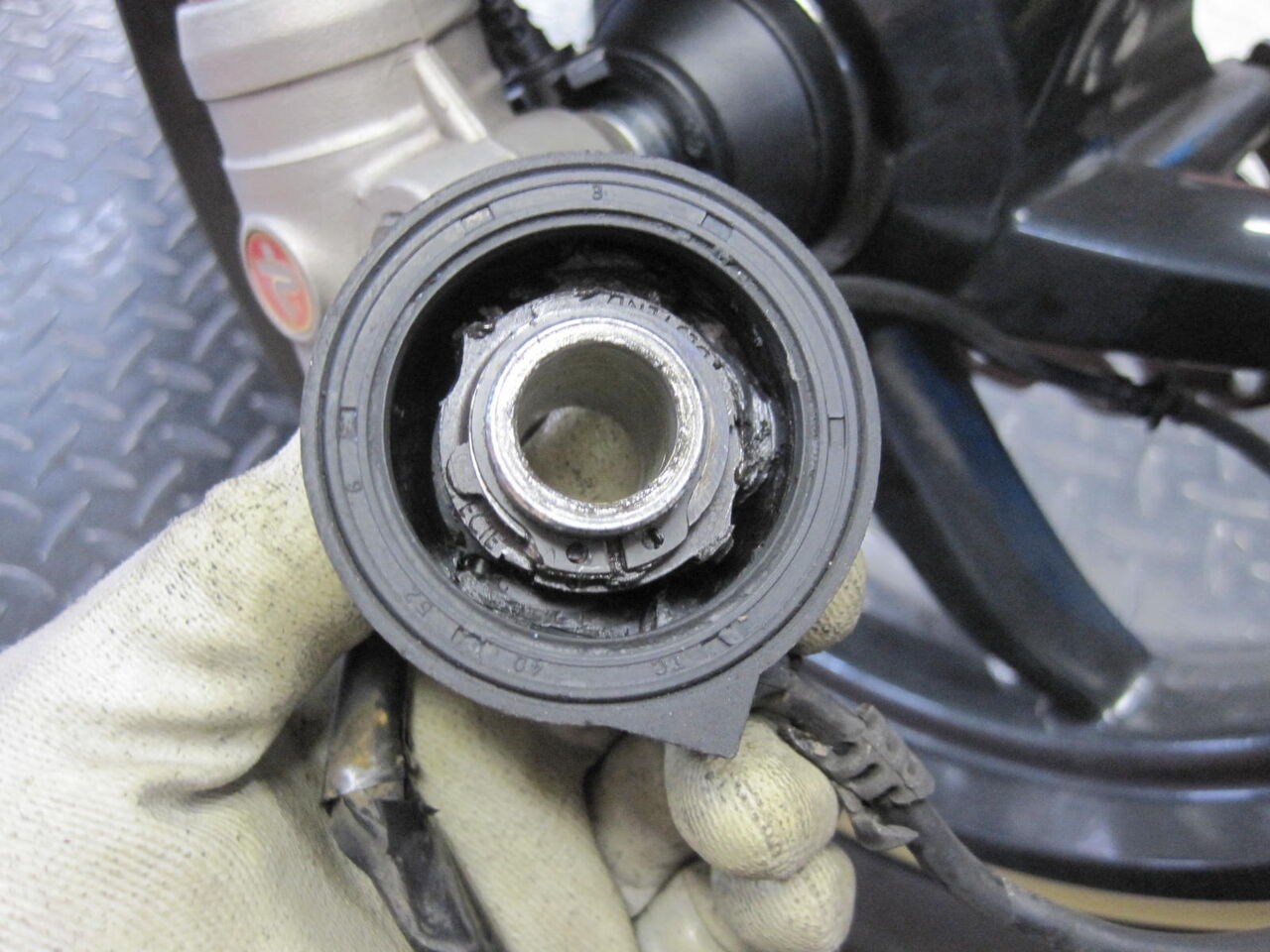 sogno vespa club:RUNNER ST218 メンテナンス！