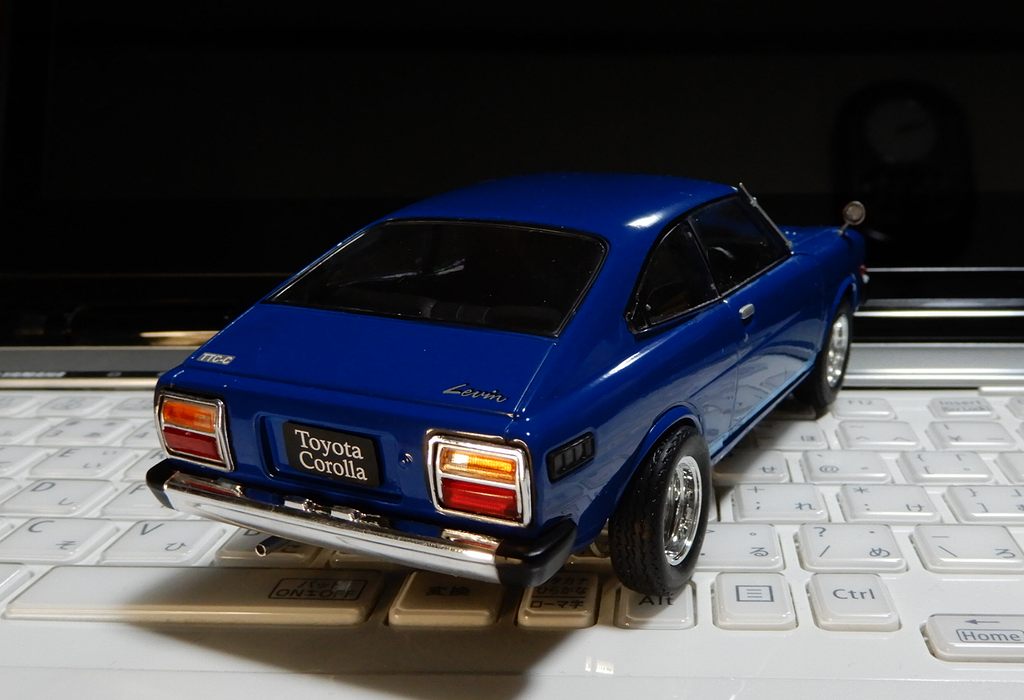 1/24 トヨタ カローラレビン TE51 【改】 国産名車コレクション : 64分の1