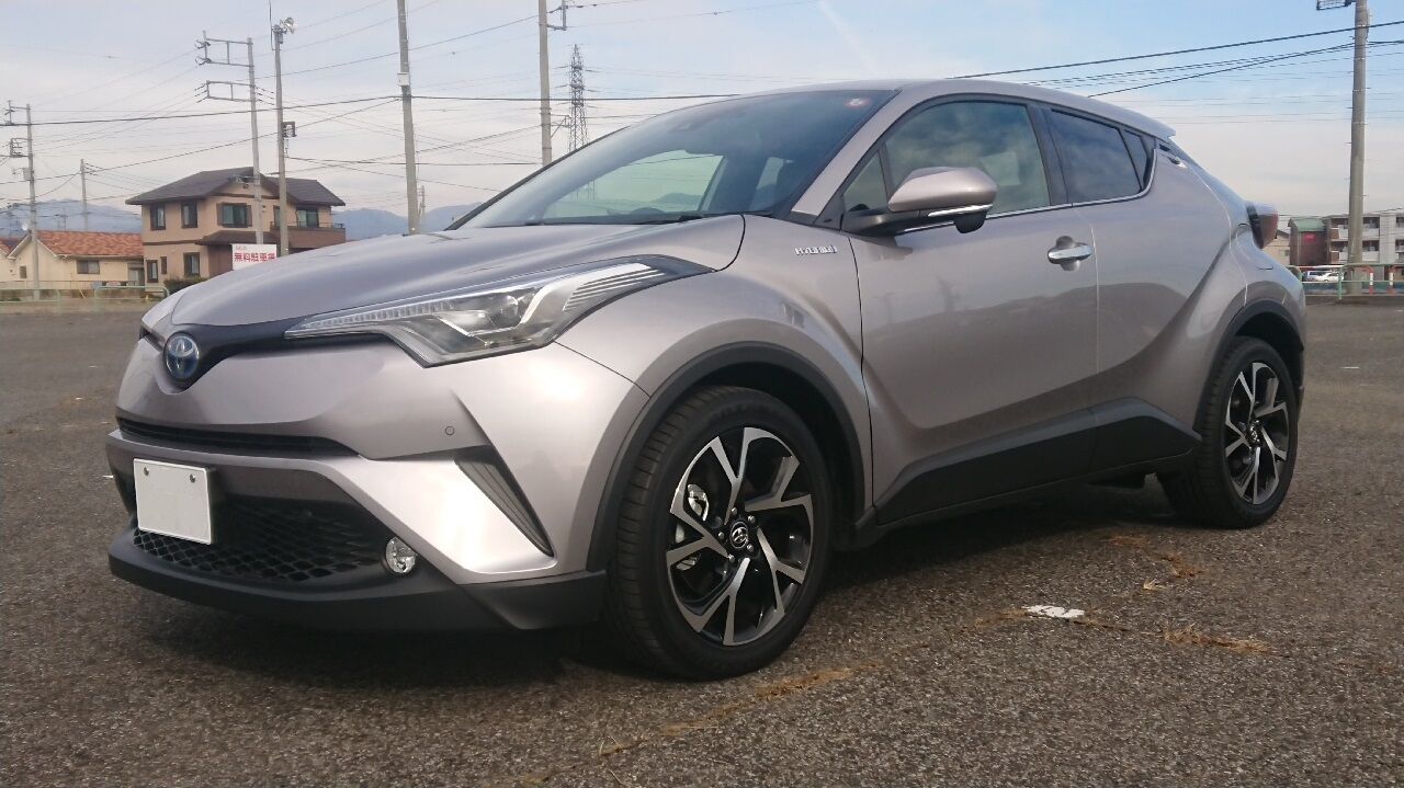 ゆみゆみ＠バイク沼の散在禄 : C-HR G LED Edition納車記念…ﾊﾟｼｬｯ! Σp[【 】]ω･´) 激写