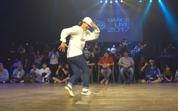 【動画】Ayumi vs Yosh Is Stoic Dance@Livev2017 Charismax 決勝 - Ayumiさんが本戦行き ...