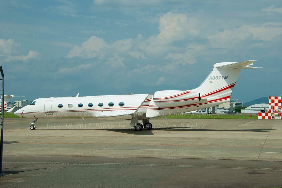 7月18日（火） 県営名古屋空港 : 小牧基地横の県営名古屋飛行場 by髪刈虫(かみきりむし）